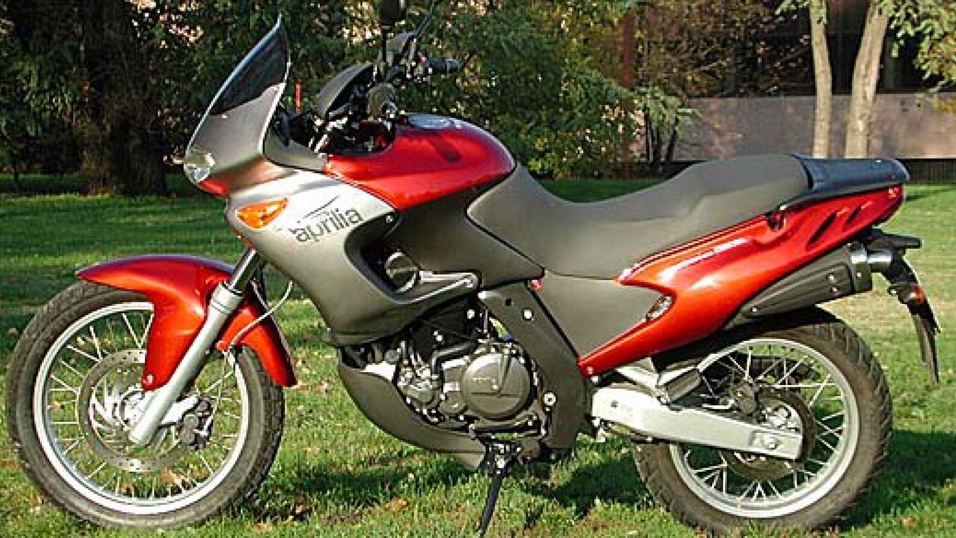 APRILIA PEGASO 650 IE - MotorBox