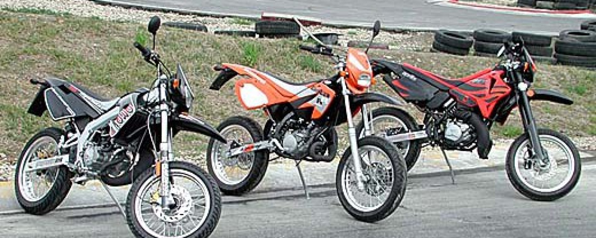 Prova su strada: Confronto Supermotard 50 - MotorBox