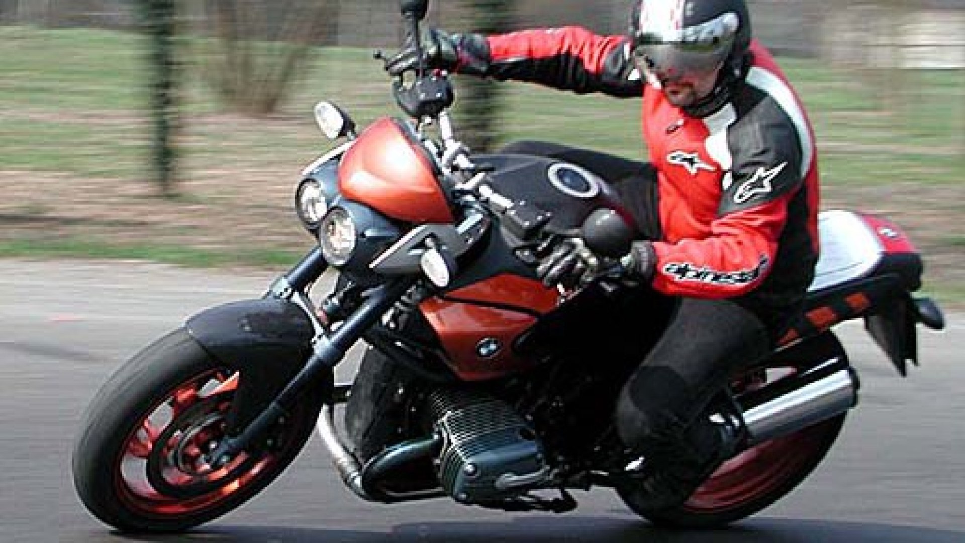 Prova su strada | BMW R 1150R Rockster