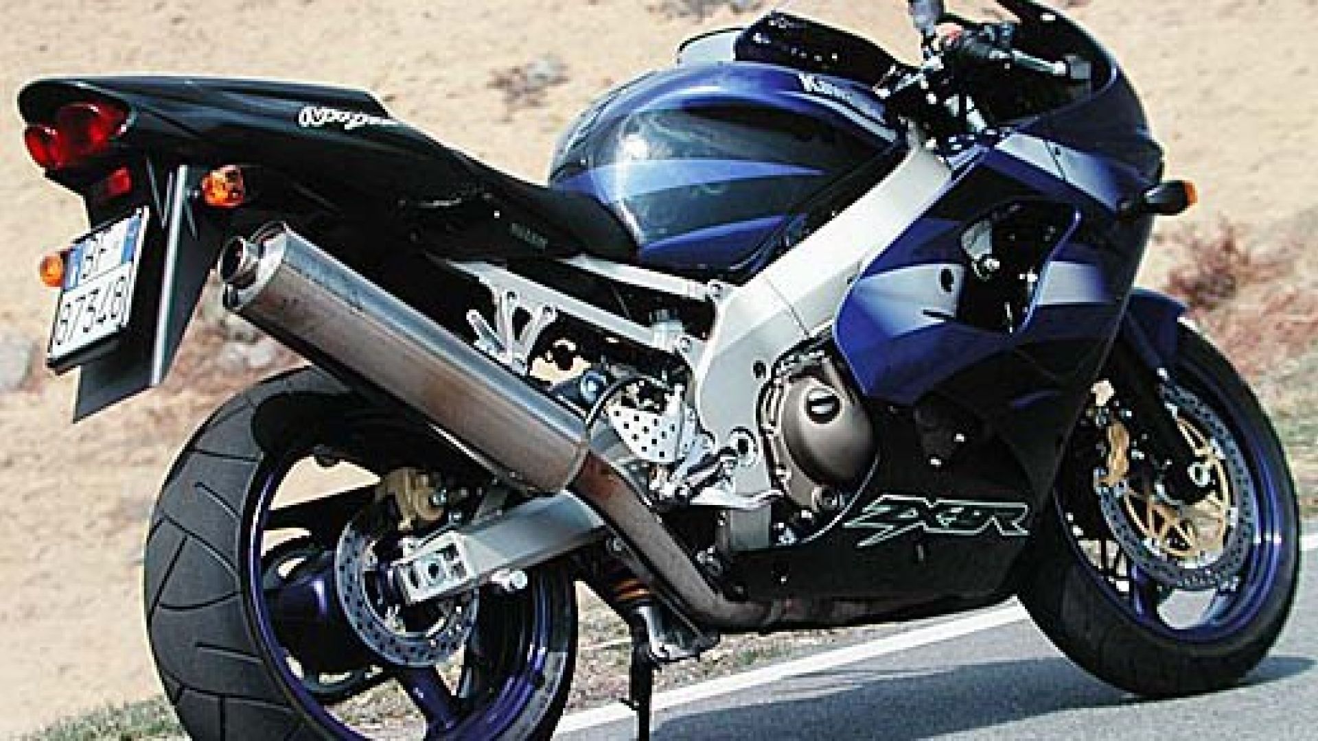 Prova su strada | Kawasaki ZX-9R 2002