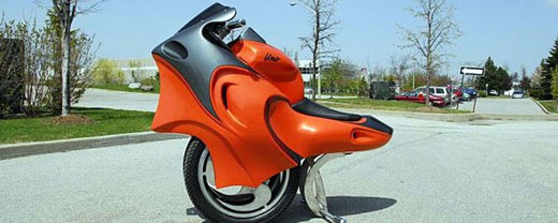 Moto elettriche: - UnoMoto, due ruote, ma affiancate - MotorBox