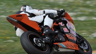 Prova | KTM RC8 R Red Bull