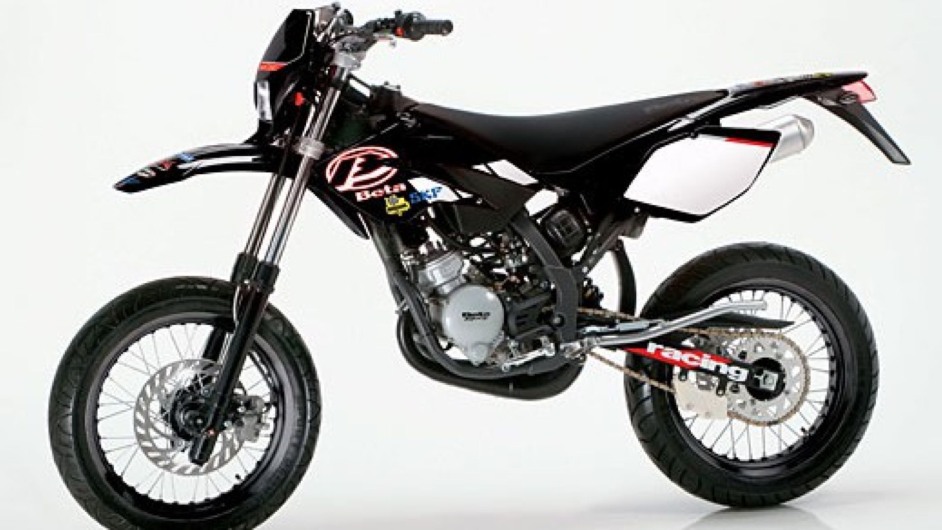 BETA: arriva il Motard 50 racing - MotorBox