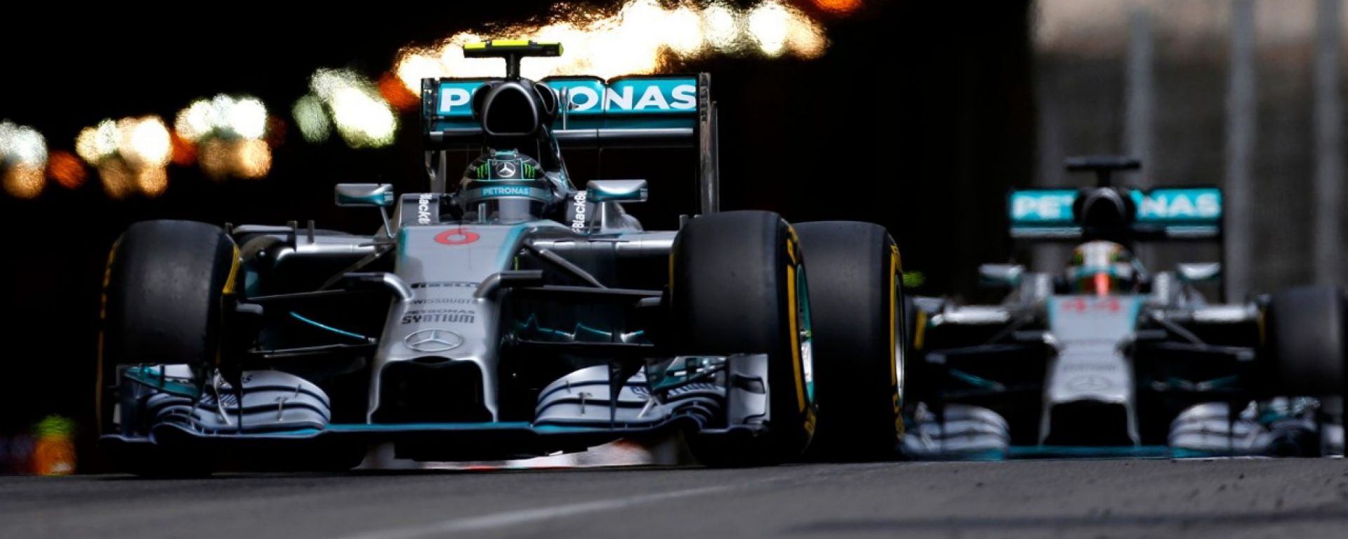 F1 2016 / Team - Mercedes F1 Team - MotorBox