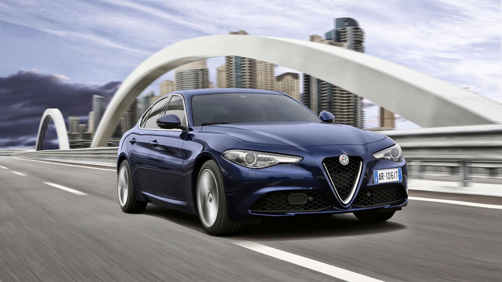 Alfa Romeo Giulia: anche il benzina da 200 cv è a listino