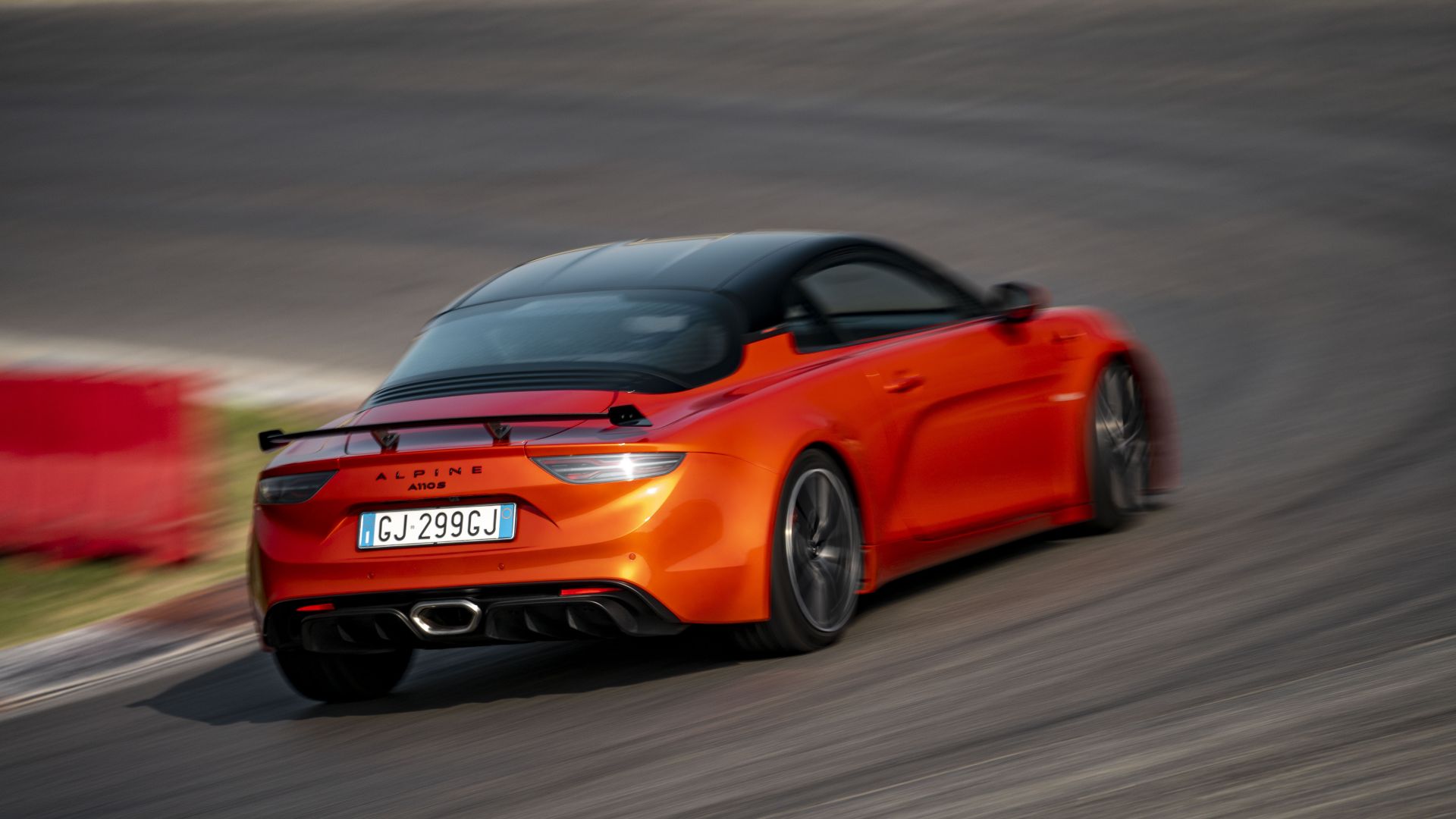 Video: la prova in pista dell'Alpine A110 S