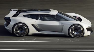 Audi R8 e-tron 2022: motori, prestazioni e anticipazioni