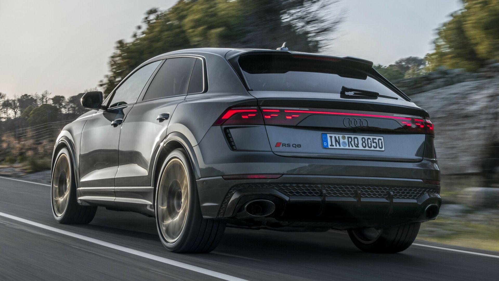 Video: nuova Audi RS Q8 Performance (2024), V8 e 640 cv. Prezzo