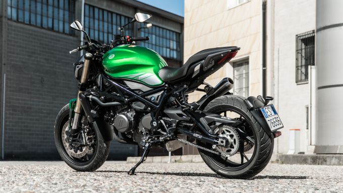 Prova Benelli 752 S: pregi, difetti, prestazioni e prezzo - MotorBox