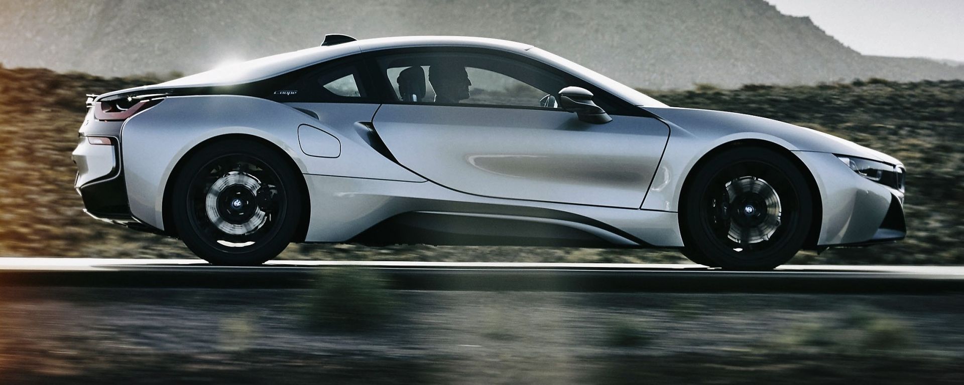 BMW i8 diventerà una vera supercar per sfidare Ferrari e McLaren - MotorBox