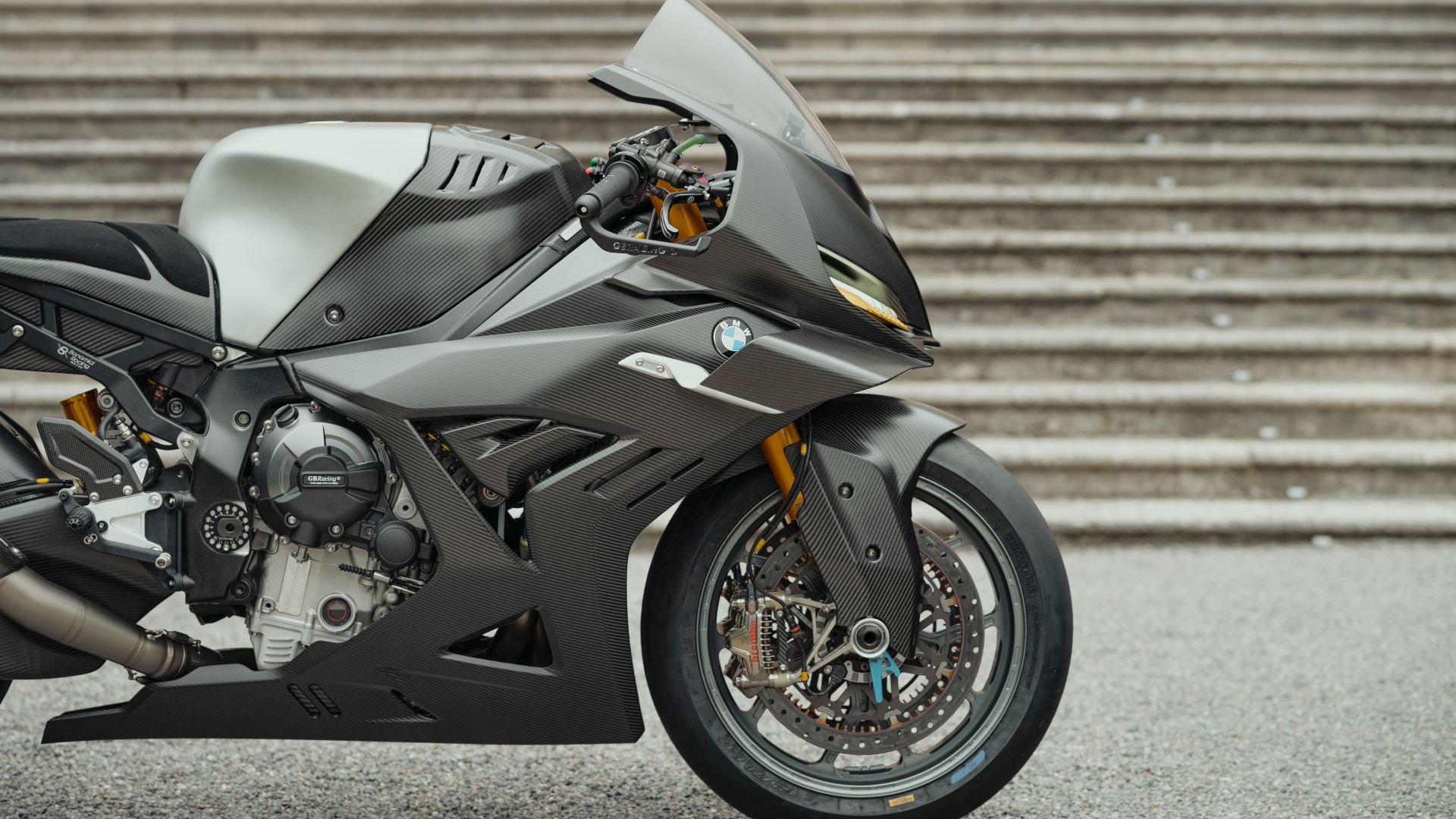 BMW Motorrad Concept RR è la nuova S 1000 RR del futuro