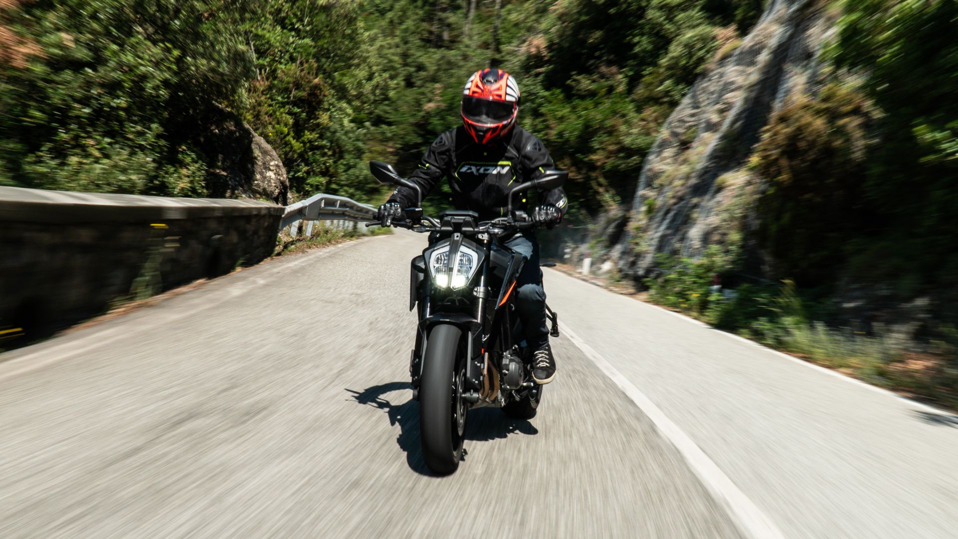 KTM 890 Duke 2021: prova, opinioni, come va, prezzo