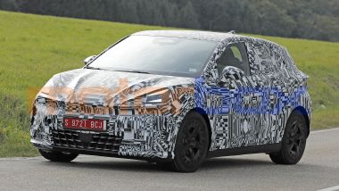 Scheda tecnica e foto spia di nuova BEV sportiva Cupra Raval