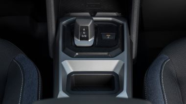 Dacia Duster 2024: Hybrid, GPL, 4x4. Interni, prezzo, uscita. Video