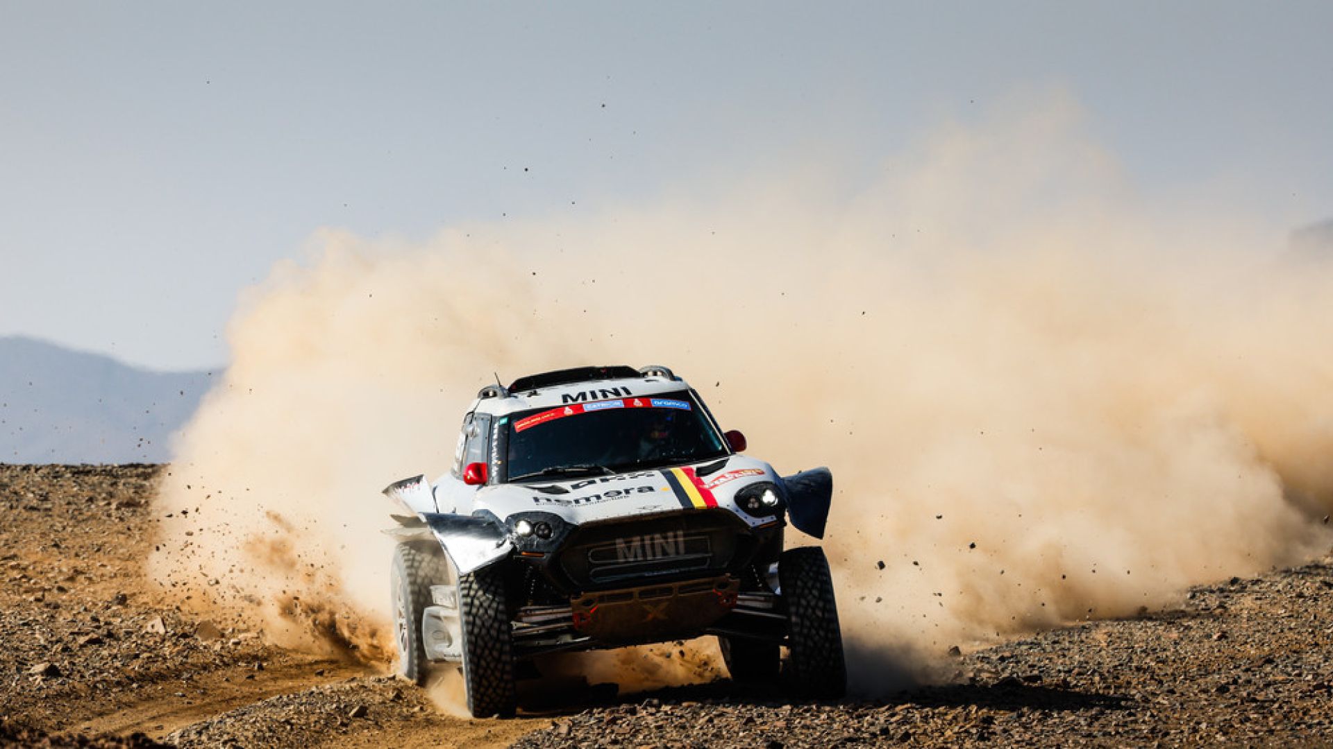 Dakar Auto 2025, tappa 6: De Mevius 1° su Mini, paura Chicherit