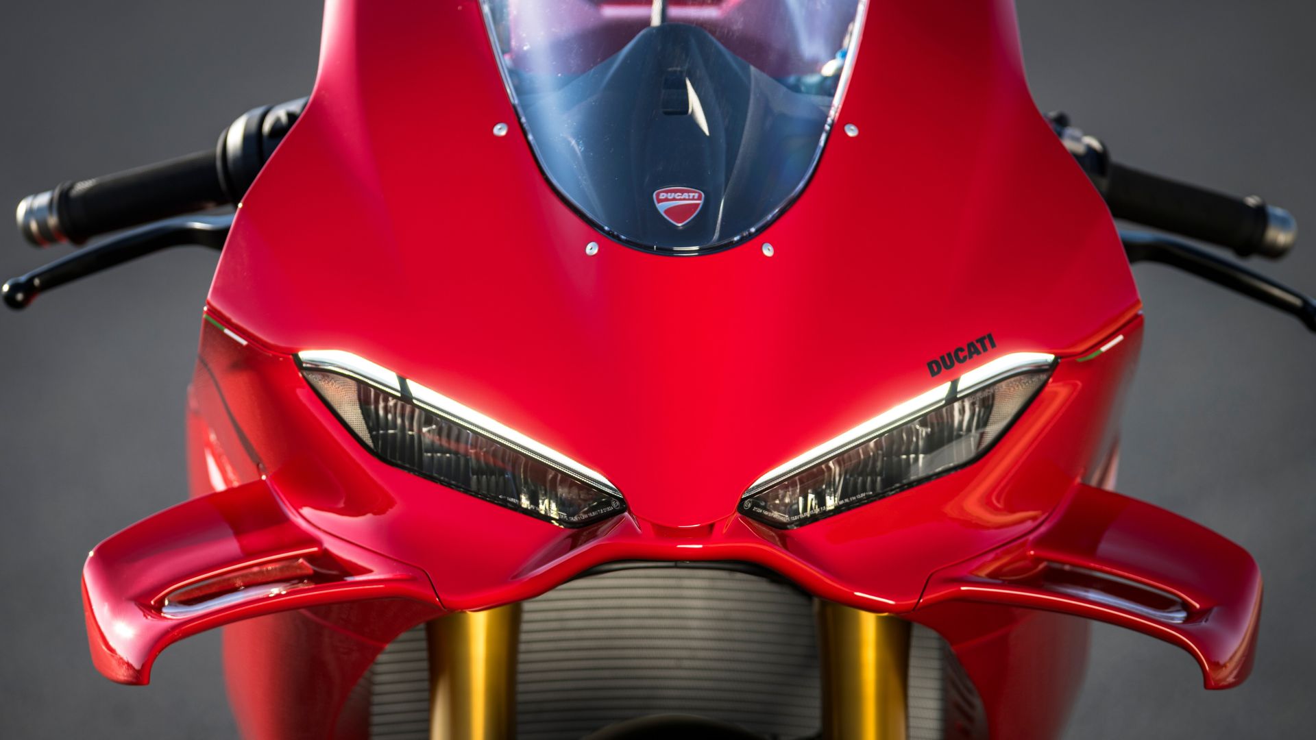 Ducati: frizione automatica sulla Panigale V4 R 2026