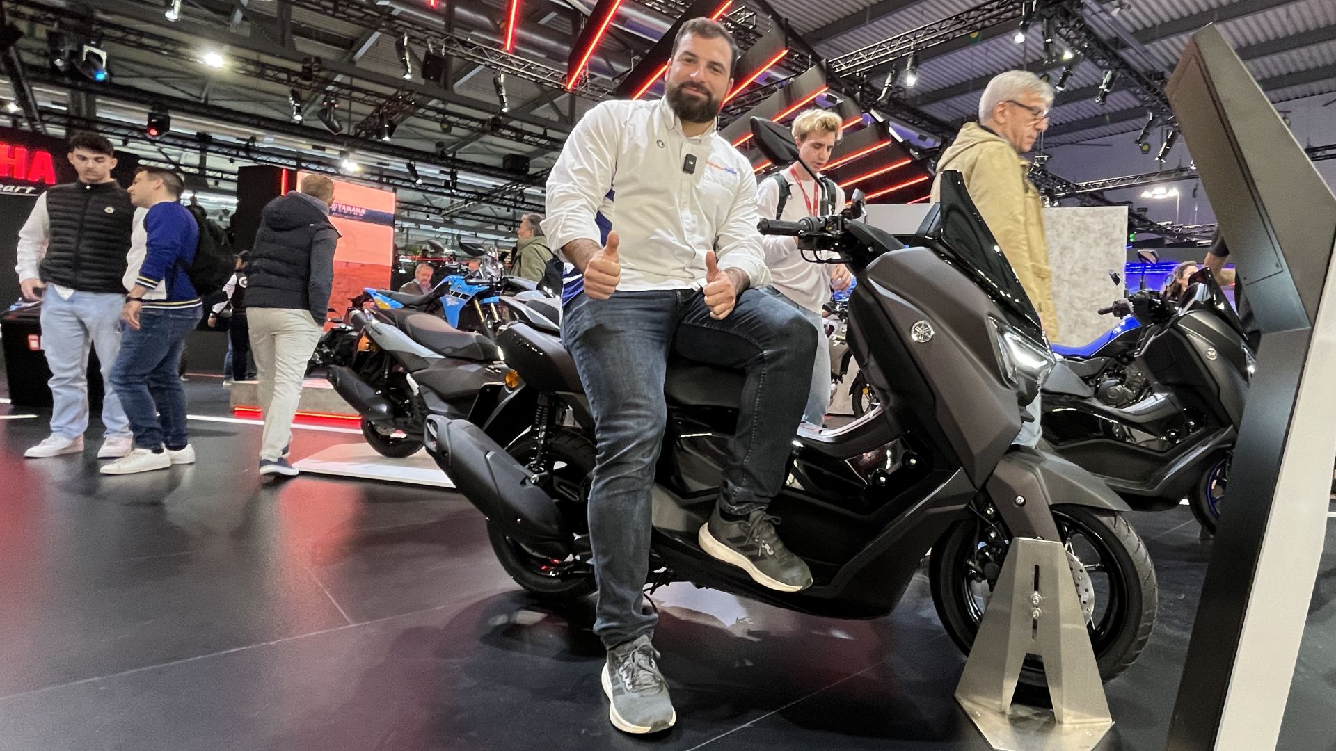 Live da EICMA 2024: nuovo Yamaha NMAX 125 2025, video anteprima