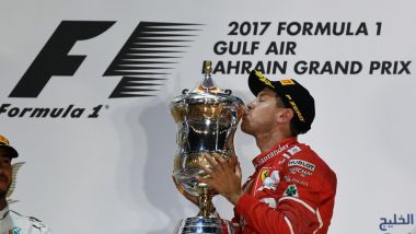 F1, GP Bahrain 2017: Sebastian Vettel regala alla Ferrari una Buona ...