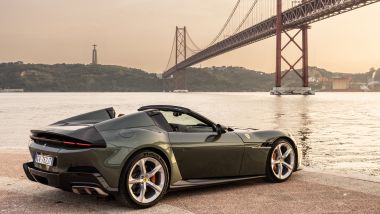 Ferrari 12Cilindri Spider: recensione completa, specifiche tecniche e ...