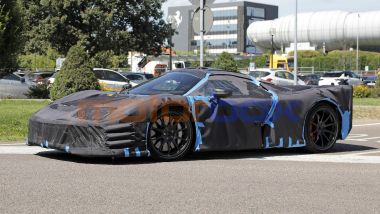 Nuova Ferrari F250: foto spia erede de LaFerrari