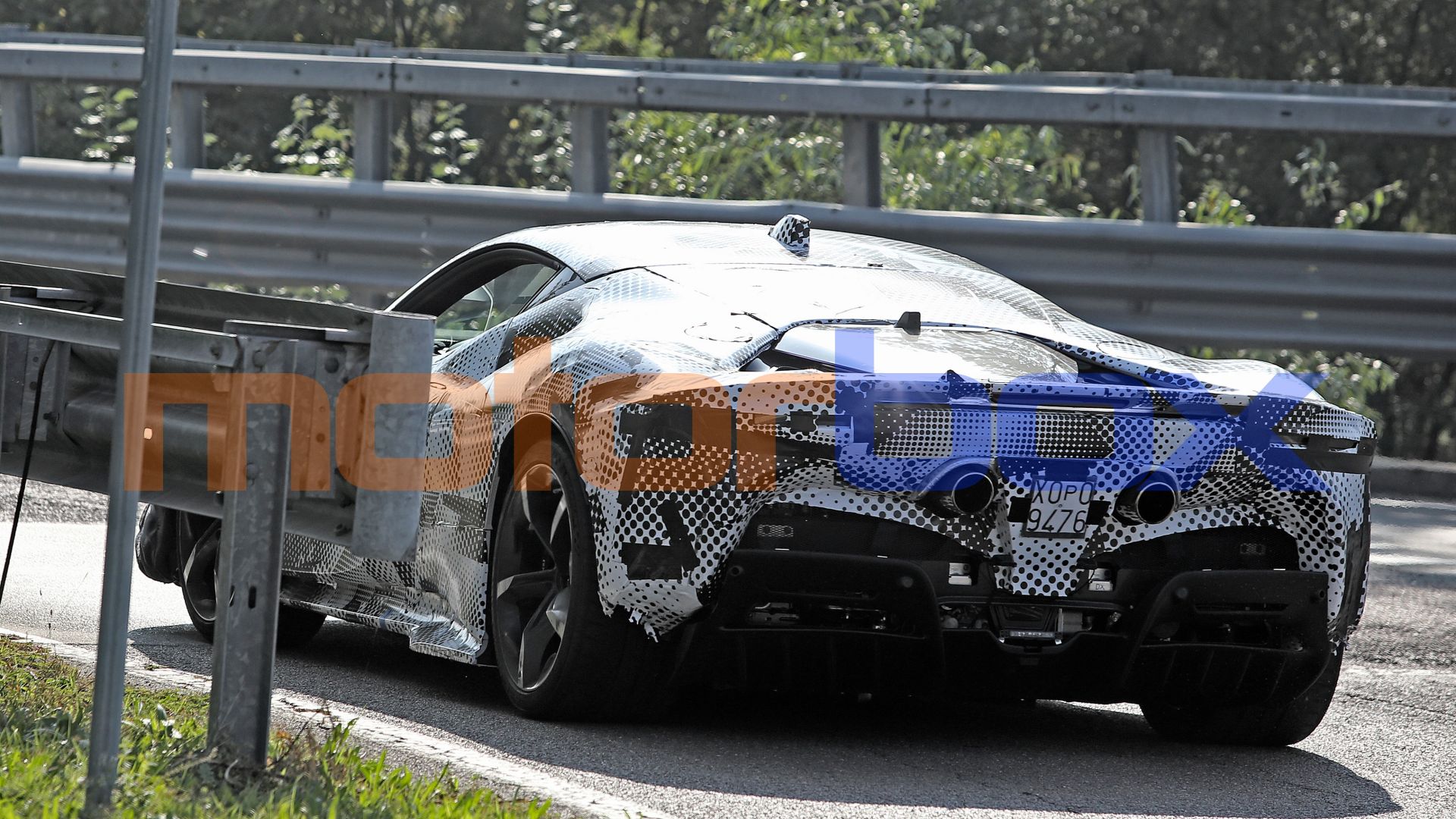 Ferrari SF90 Versione Speciale definitiva: le foto spia