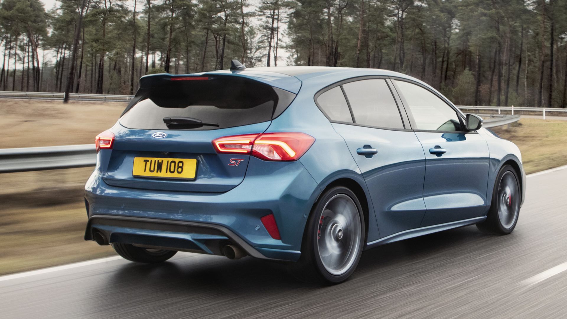 Nuova Ford Focus ST 2019, prezzo, interni, scheda tecnica