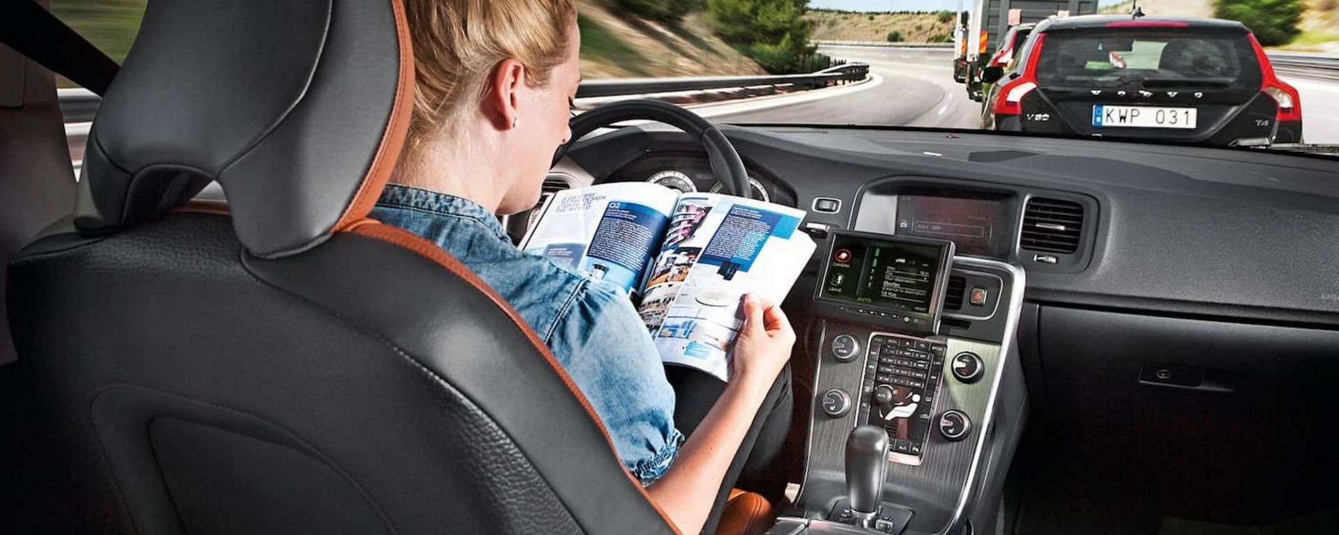 Auto a guida autonoma, servirà una patente speciale per (non) guidarla ...