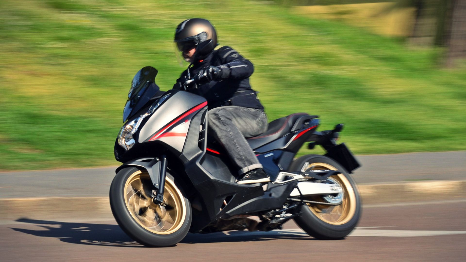 Honda Integra 750 DCT usata: cosa controllare e prezzo in video