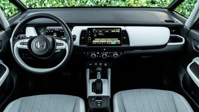 Honda Jazz Hybrid 2021: consumi, pregi e difetti. Prova su strada ...