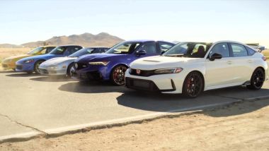 Video: Honda NSX vs Integra Type R, S2000, Civic Type R
