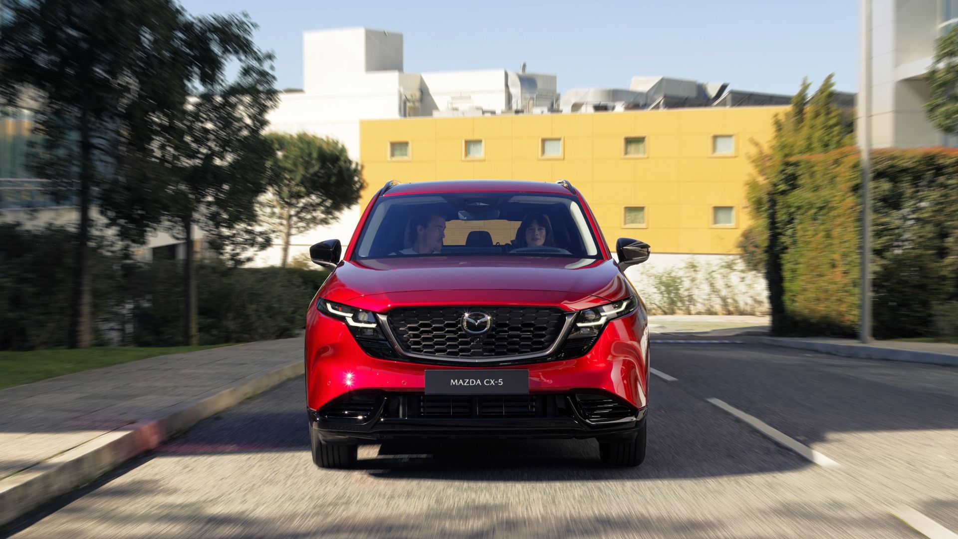 Nuova Mazda CX-5 2026: motori, prezzi e caratteristiche in video