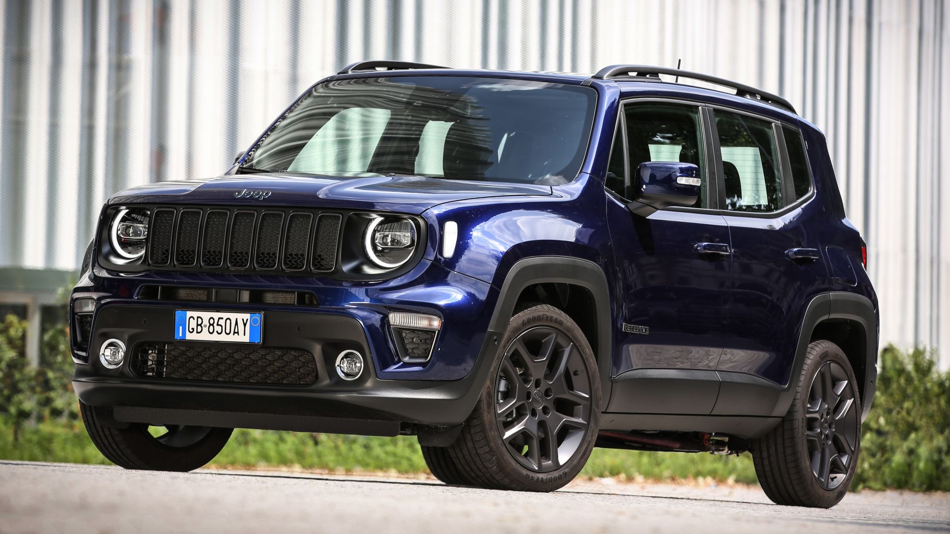 Jeep Renegade 4xe Plug in Hybrid Prova Interni Prezzi