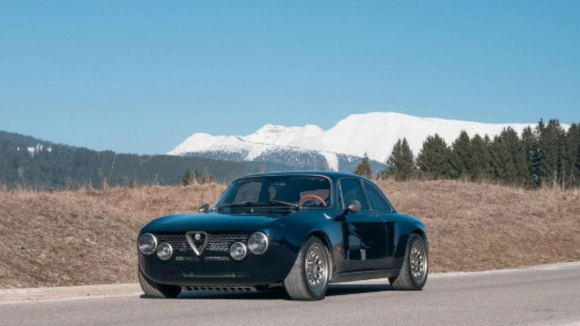 Alfa Romeo Junior Super Jarama: il restomod di Totem Automobili