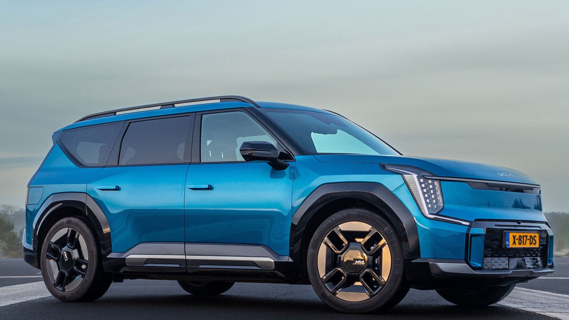 Kia EV9 è World Car of the Year 2024: tutti i premi vinti dall'e-SUV