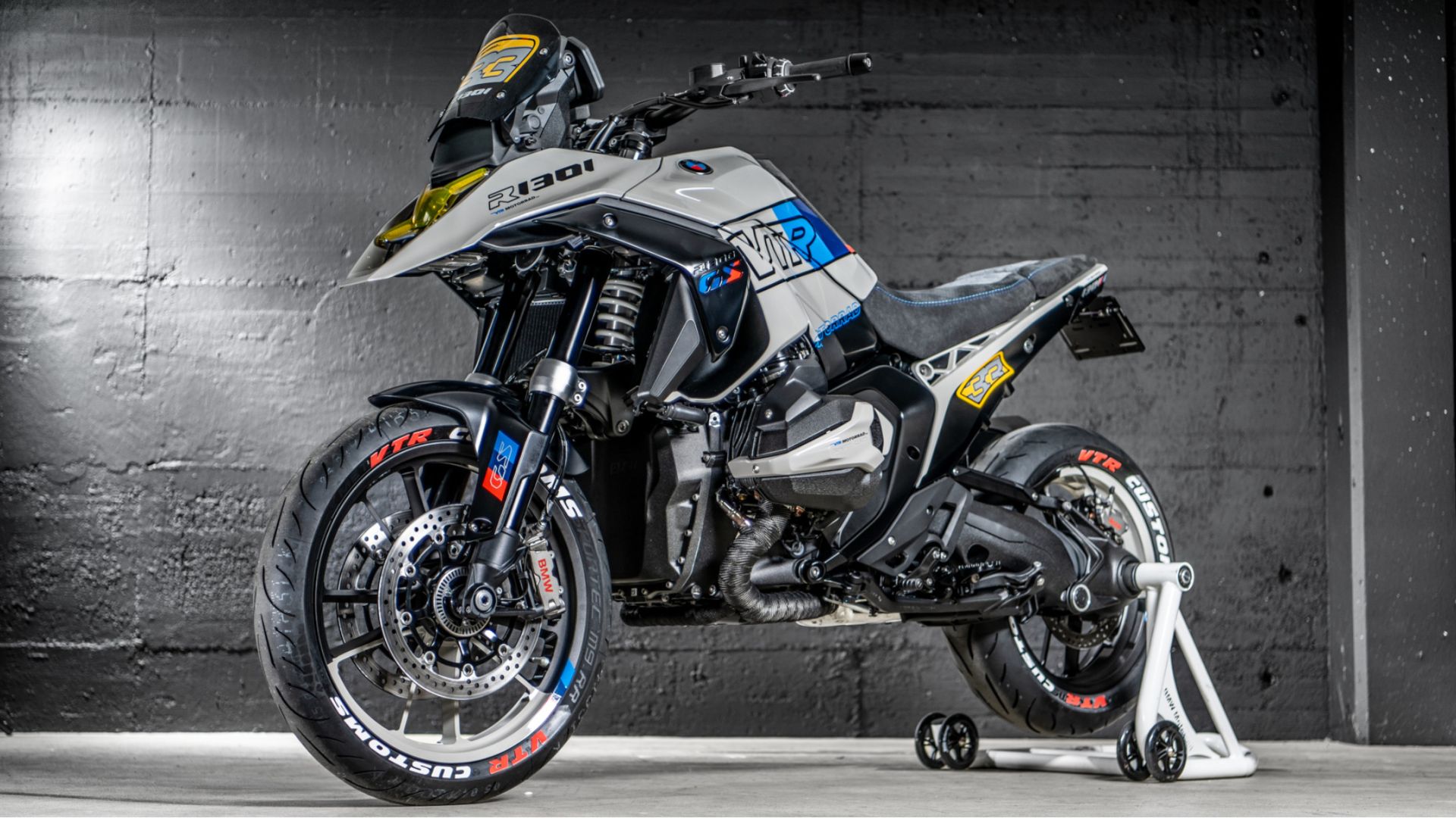 BMW R 1300 GS supermoto: motore, modifiche, novità