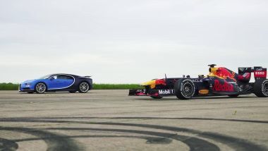 Bugatti Chiron vs RedBull F1. Il video della drag race