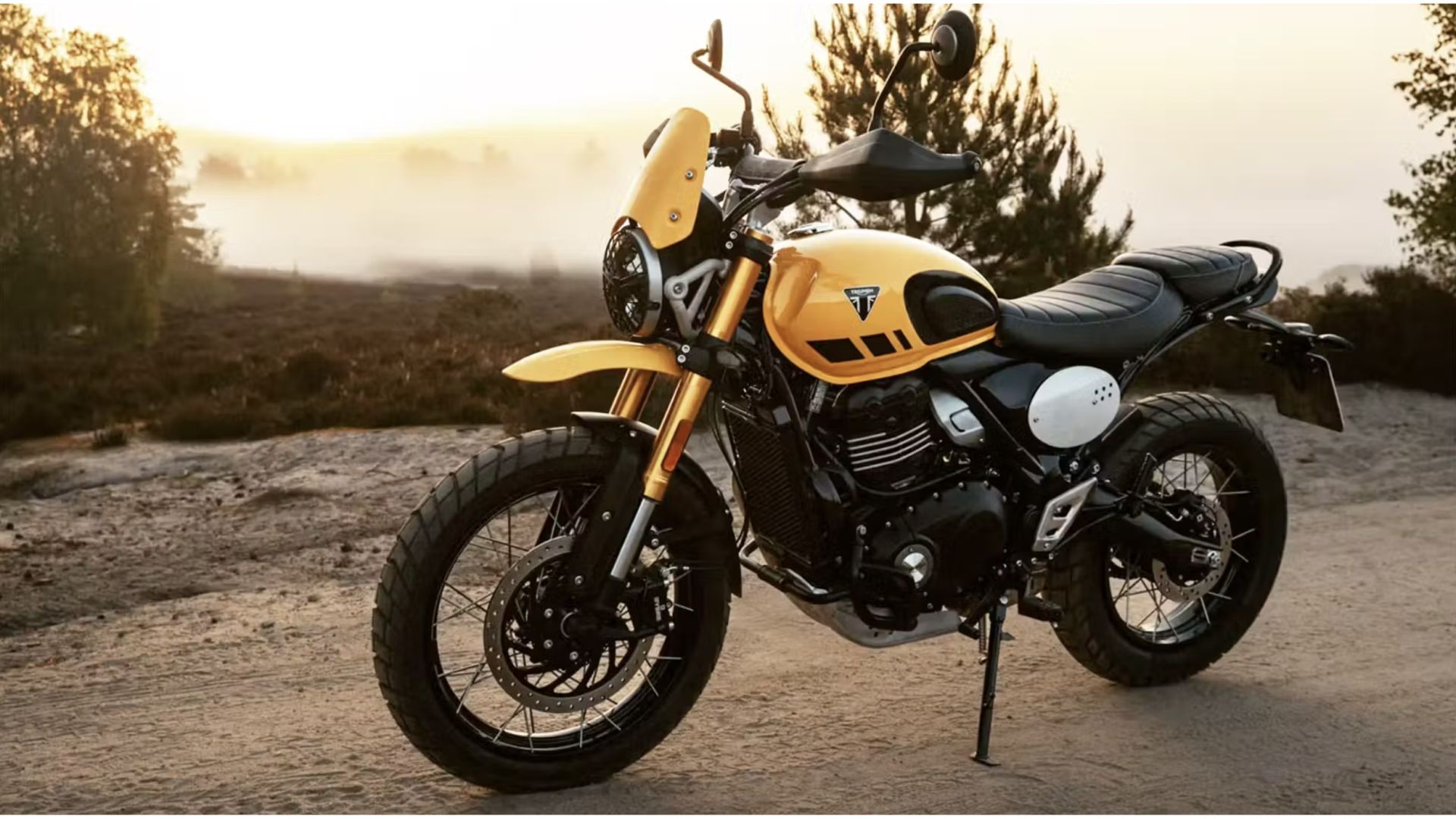 Triumph Scrambler 400 XC 2025: novità, motore, peso, data arrivo