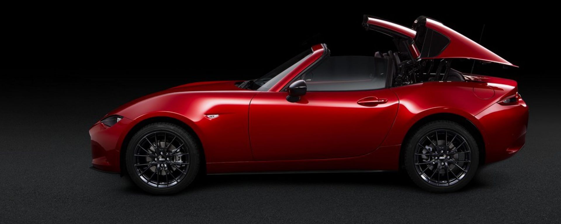 Novità auto - Mazda MX-5 RF Limited Edition - MotorBox