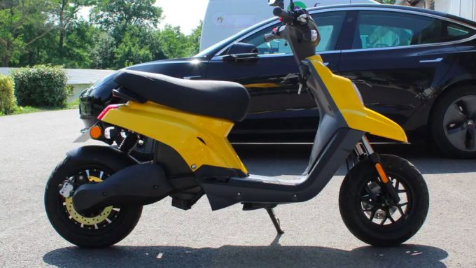 Scooter: il Booster diventa elettrico con il kit di conversione - MotorBox