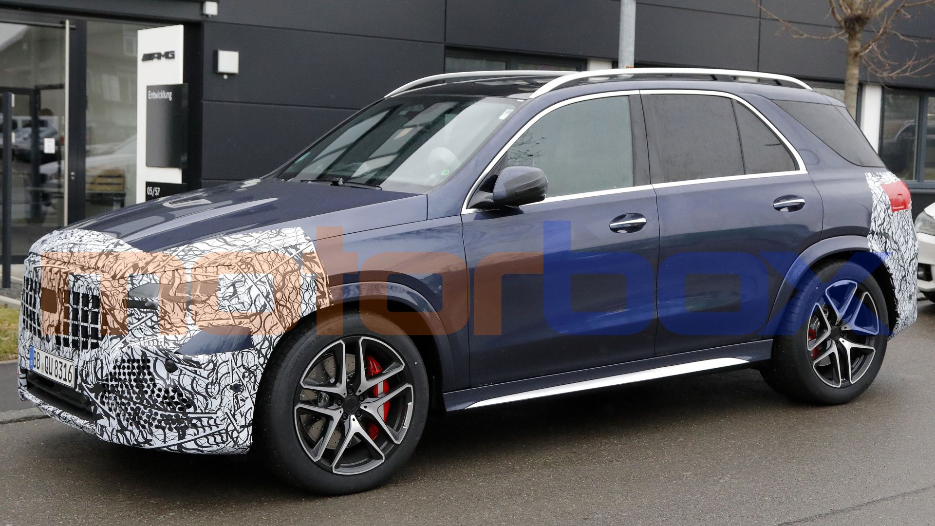 Nuove Mercedes AMG GLE e GLS: restyling e novità per i SUV sportivi
