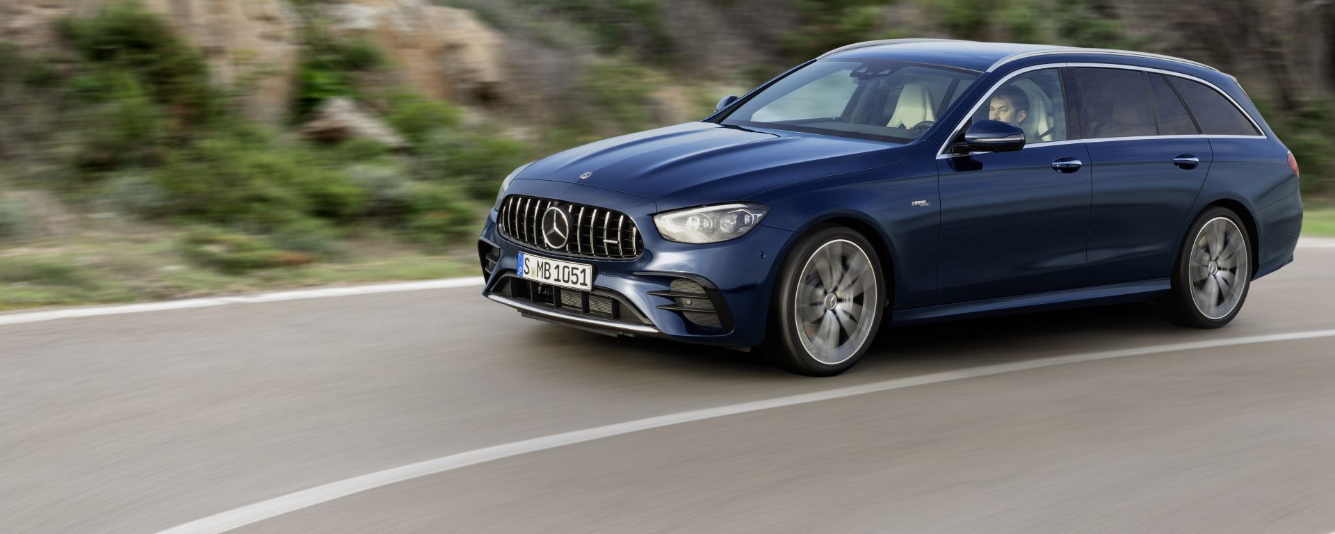 Mercedes Classe E SW 2020: novità motori, interni e dotazioni - MotorBox