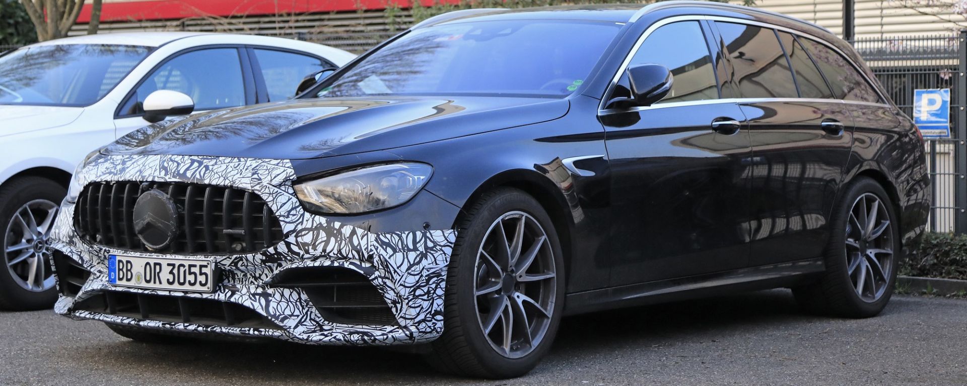 Mercedes: E63 AMG 2020 le foto del facelift - MotorBox