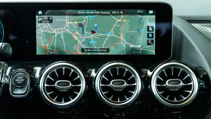 Nuova Mercedes GLA 2020: prezzo, prova, opinioni - MotorBox