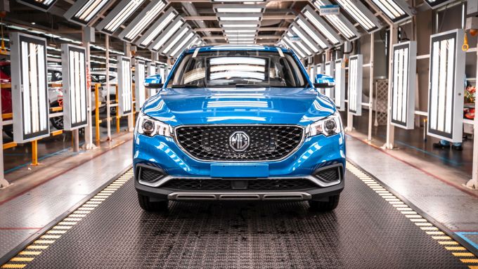 MG Motor: in vendita il SUV elettrico ZS EV e l’ibrido plug-in EHS - MotorBox