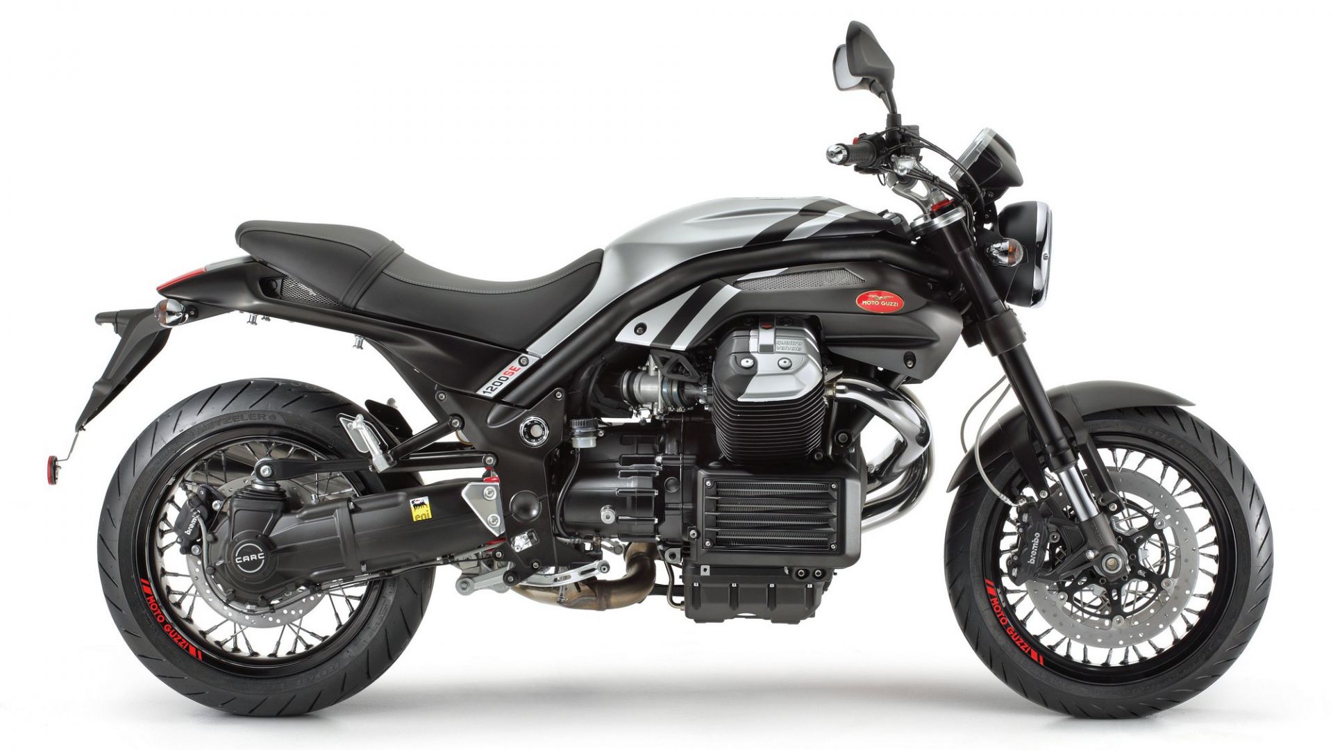 Moto Guzzi V7 850 2021 Forum Triumphchepassione TCP