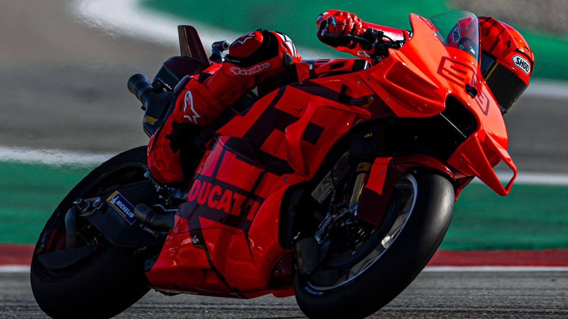 Test MotoGP Barcellona 2024, Marquez subito veloce sulla Ducati rossa ...