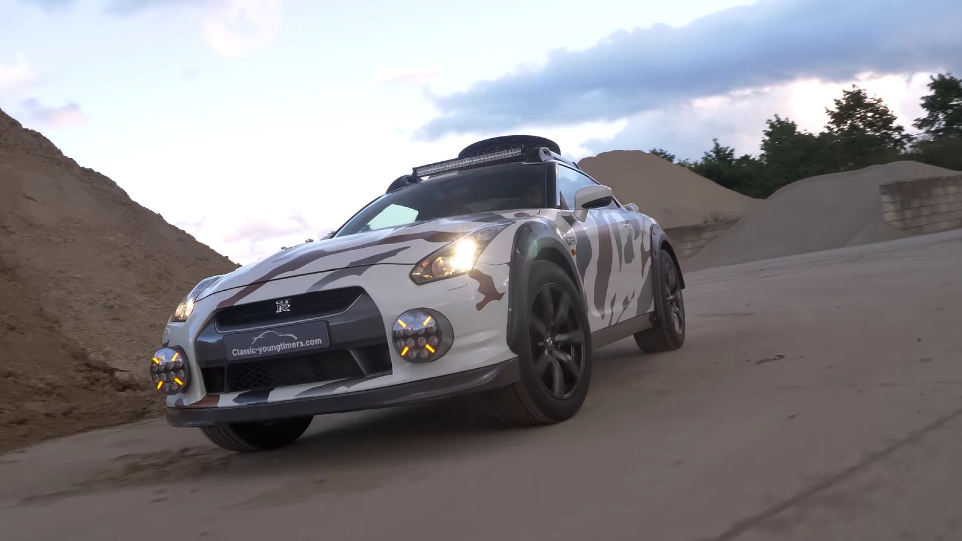Nissan GT-R off-road: la supercar elaborata per il fuoristrada