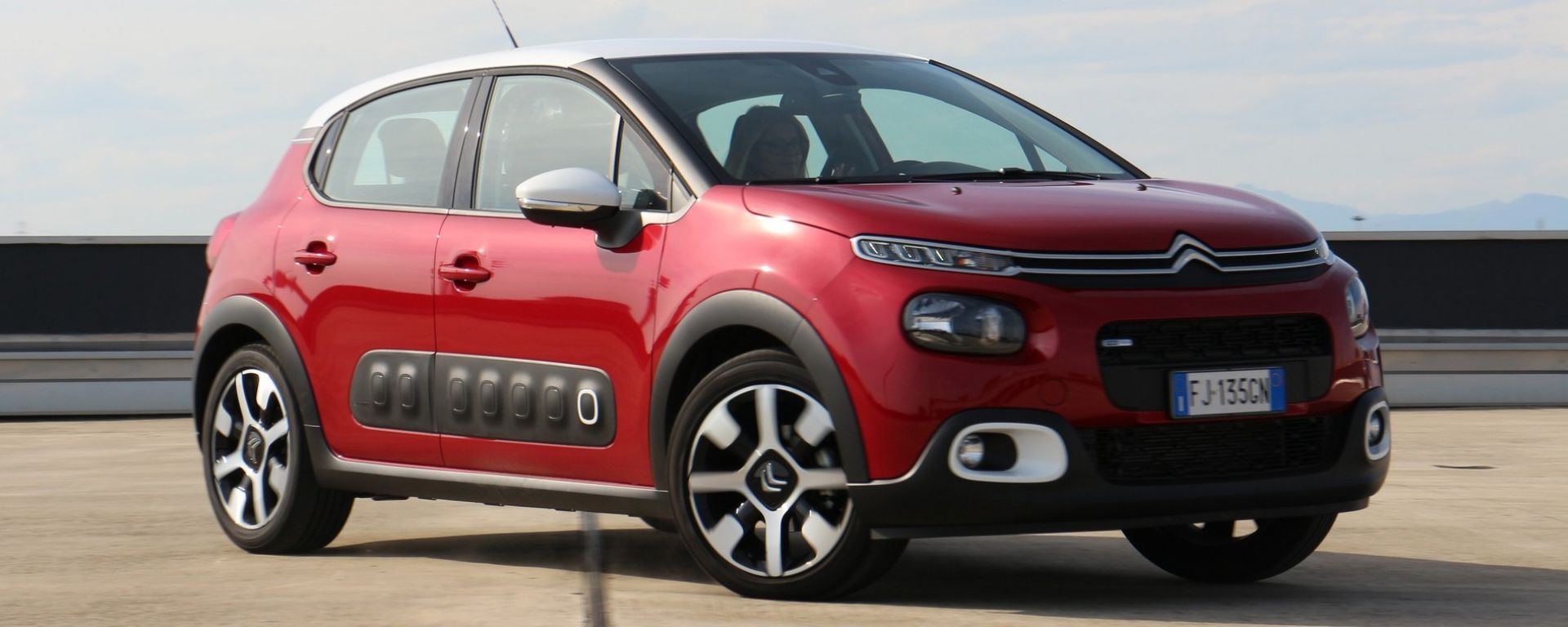 Nuova Citroen 2017 C3 PureTech EAT6: prova, opinioni, caratteristiche ...