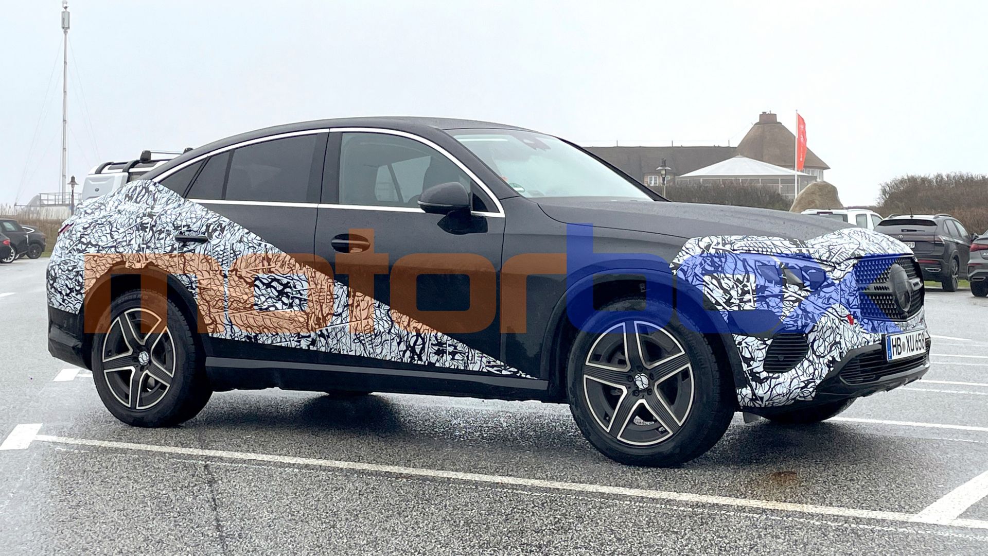 Scheda tecnica e foto spia di nuova Mercedes GLC Coupé