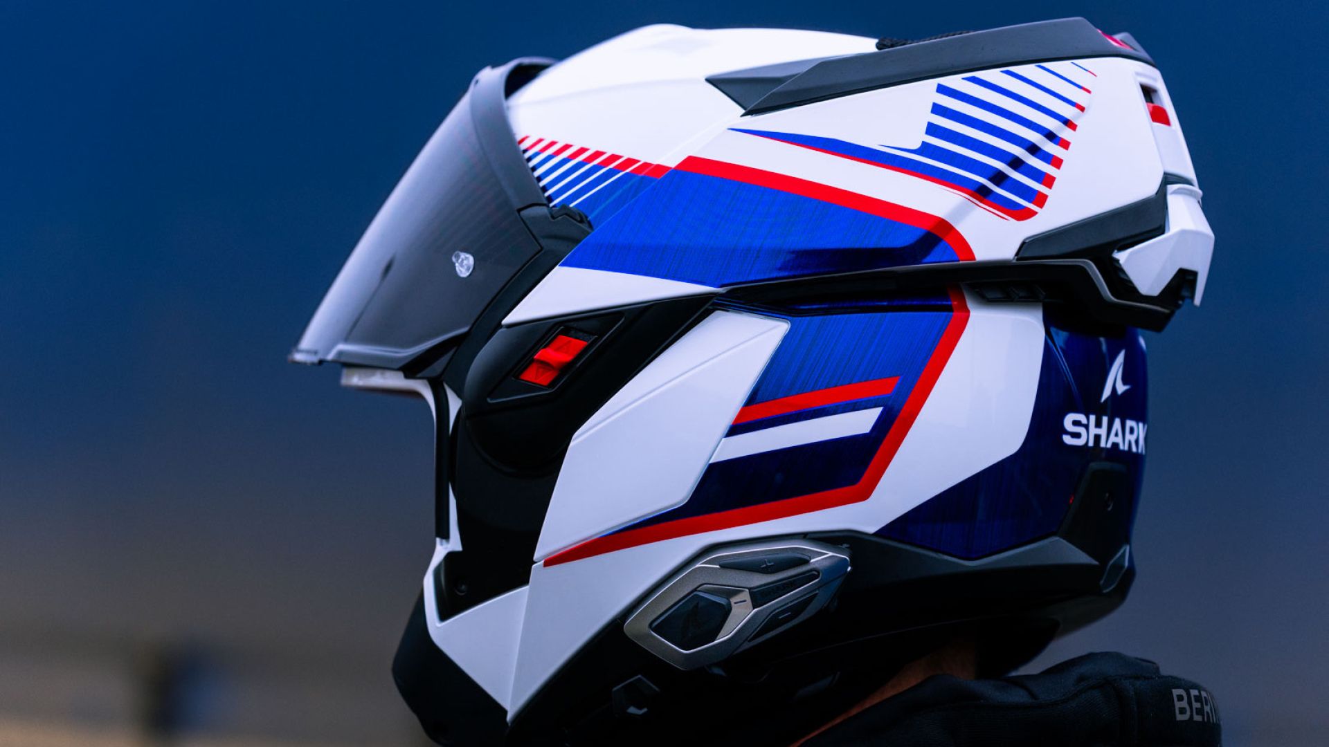 Shark OXO: caratteristiche, taglie, prezzi, data d'arrivo